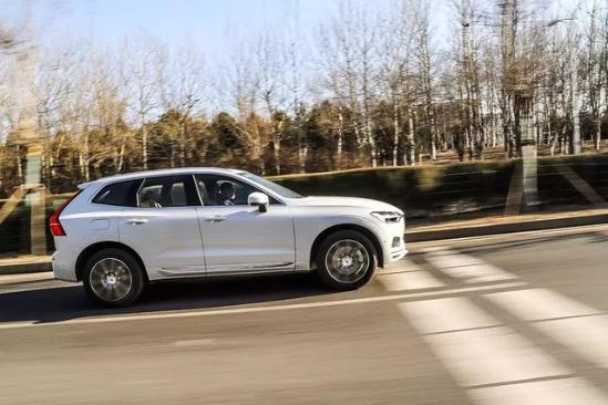 BBA之外的选择，XT5对比XC60谁更值得购买？