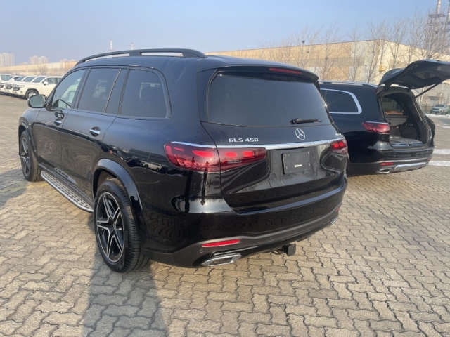 2024款奔驰GLS450 裸车走量价99万起